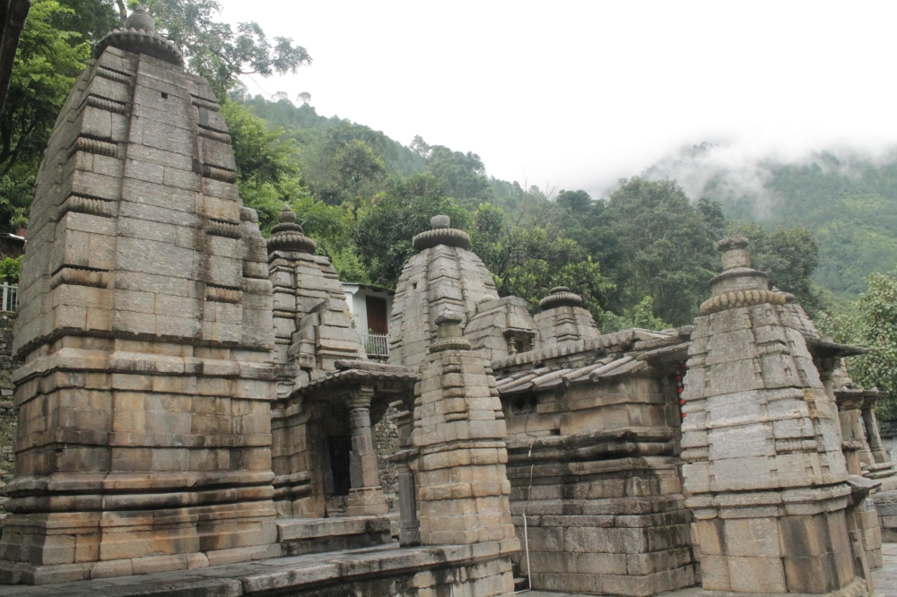 WhatsApp Facebook Twitter LinkedIn Email